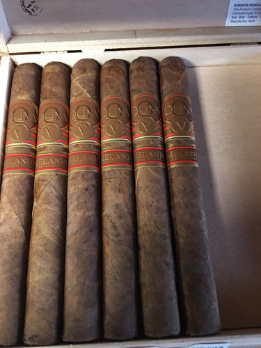 Oliva Melanio Churchill NATURAL | taboocigars.com
