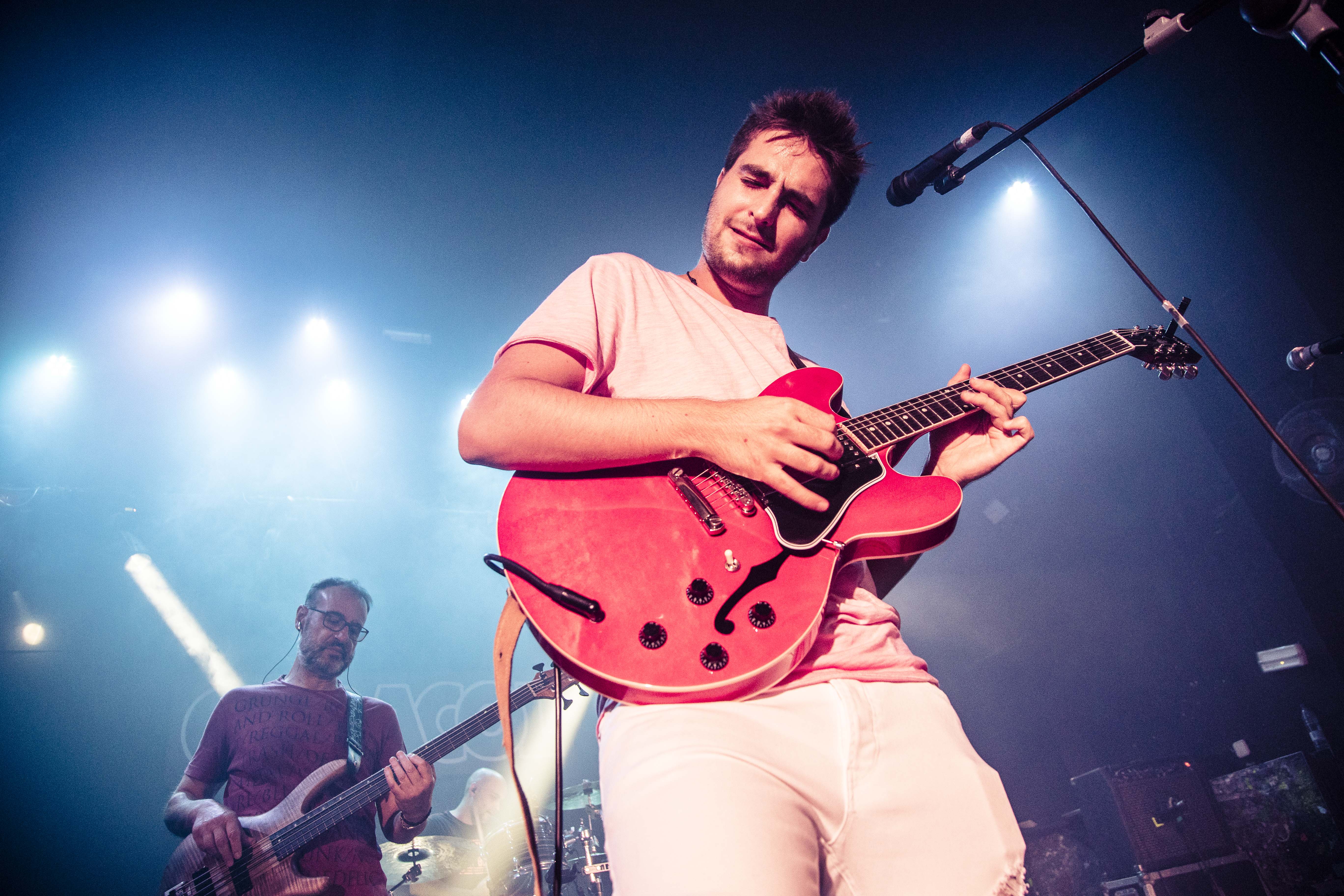 Emilio Esteban Musico | Artista y productor musical.