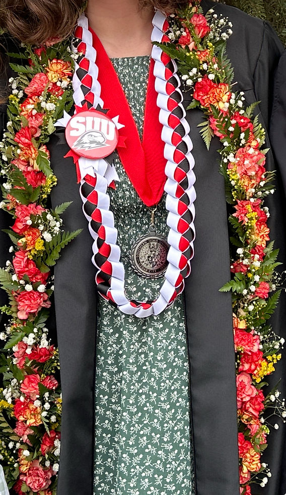 graduation candy lei tutorial