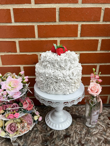 Artificial Fake Cake. White flower icing Sponge Cake 10” and 6” 2 ...