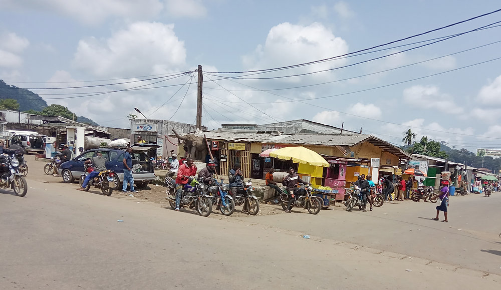 Vue d'ensemble du coût de la vie à Manjo, Cameroun