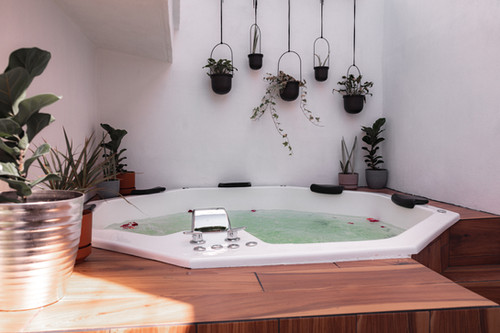 JACUZZI CON HIDROMASAJE | Aloe Home Spa