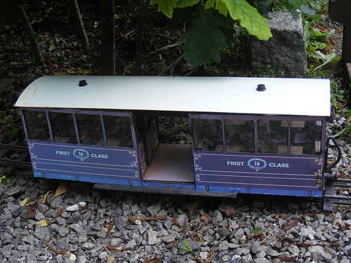Corris 1st Class coach body | rail-roadmodels