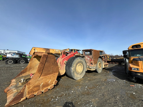 Scoop Sandvik TORO 1400 | Machinerie St-Pierre