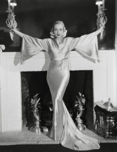 Style Icon: Carole Lombard