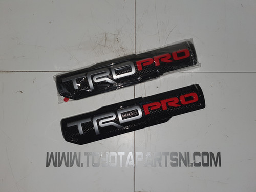 TRD Pro badge emblem Hilux Tacoma Tundra Landcruiser Rav4 7542704060 ...