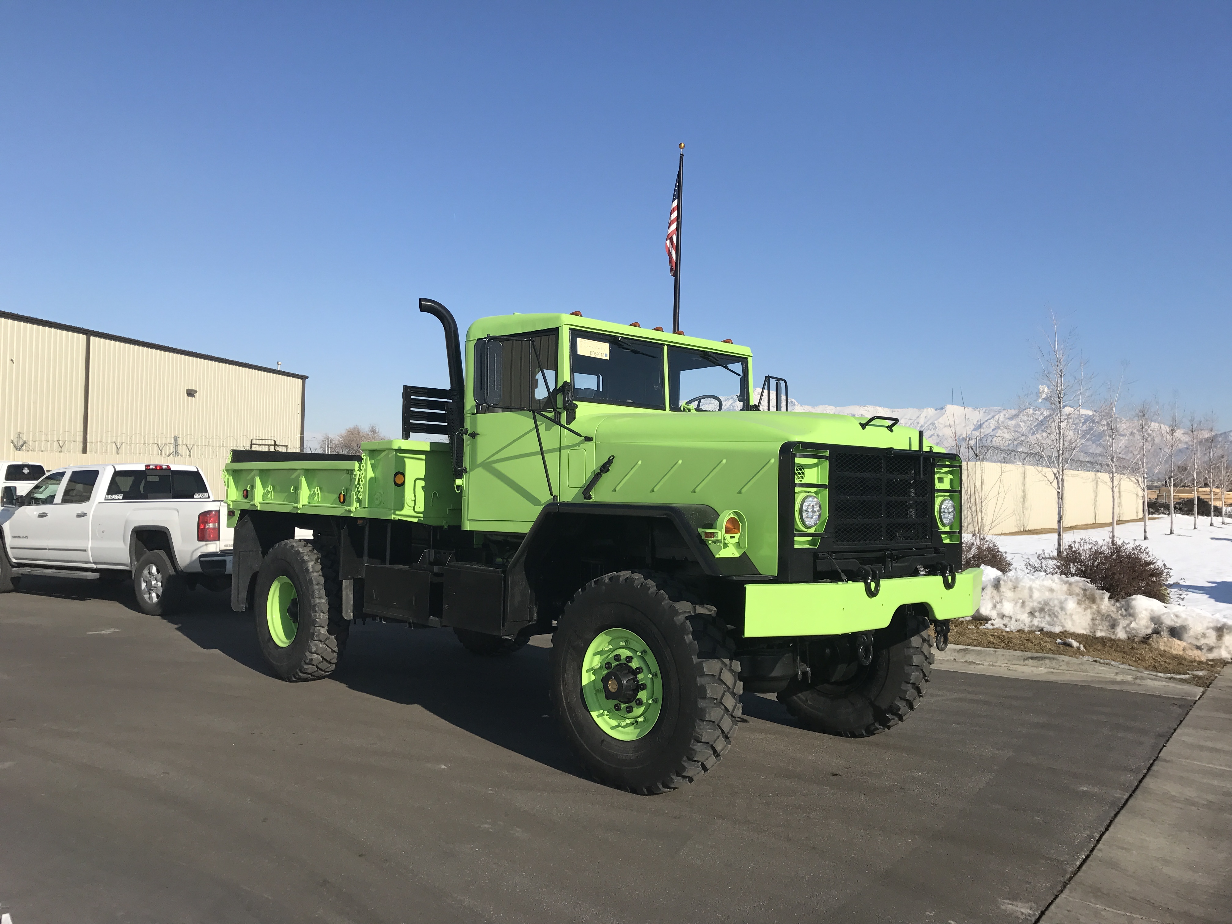 900 Series Bobbed 5 Ton