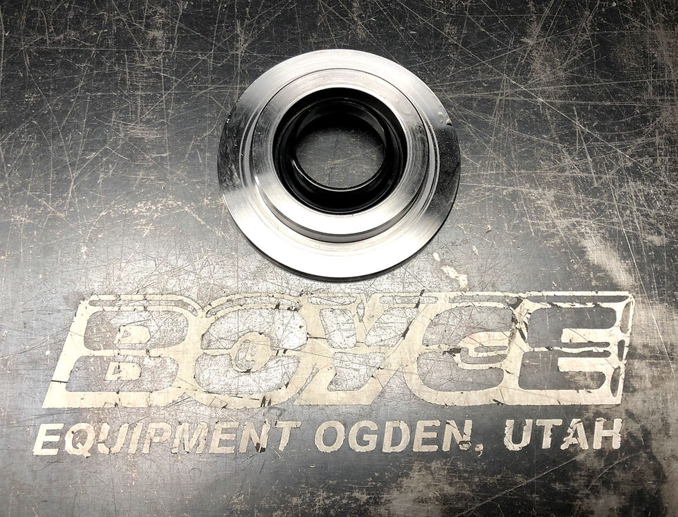 2.5 Ton Inner Axle Retainer w/Wobble Seal (FA250SRW) | boyce-equipment