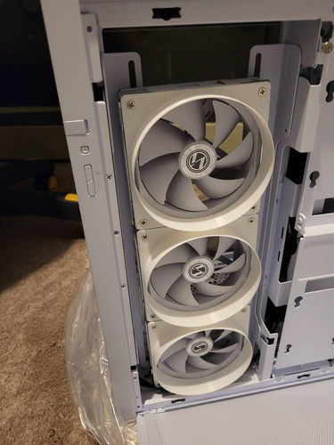Lian Li O11 Dynamic EVO Side 120mm Fan Extensions | The3DPC