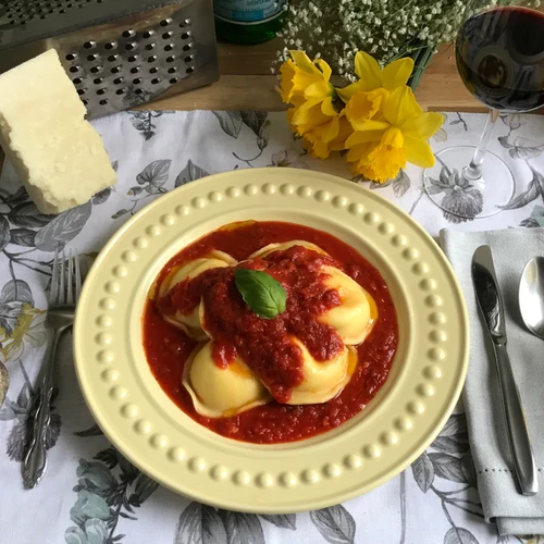 Cheese stuffed pasta - Feeds 2 | Chefcorner