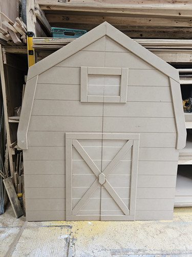 Back drop: barn | Gib’s On It