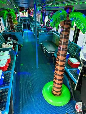 Party Bus para cumpleaños y celebraciones | Party Bus Puerto Rico