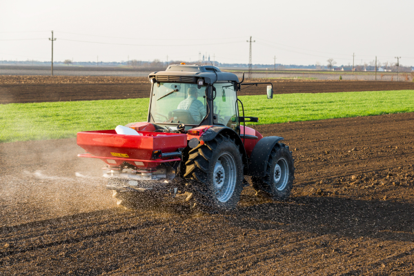 How Technology is Revolutionizing Fertilizer Use for Sustainable Farming