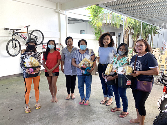 Typhoon-stricken families in CamSur receive livelihood aid