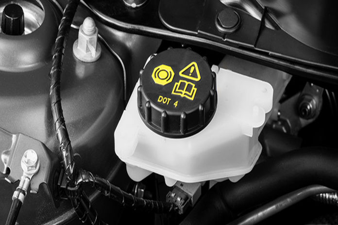 Mercedes Brake Fluid: A Comprehensive Guide