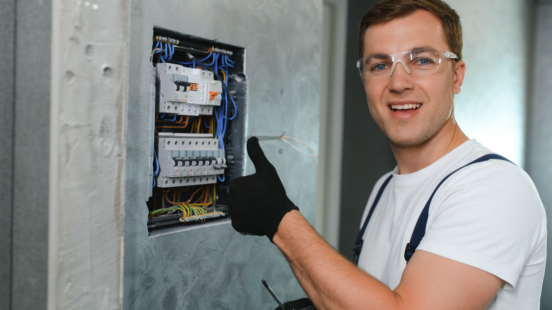 Is Your Electrical Panel Safe? Common Warning Signs You Shouldn’t Ignore