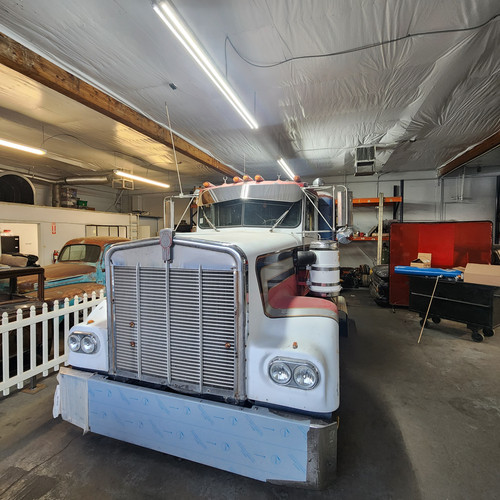 Kenworth W900A steer axle air ride | After Dark Kreations