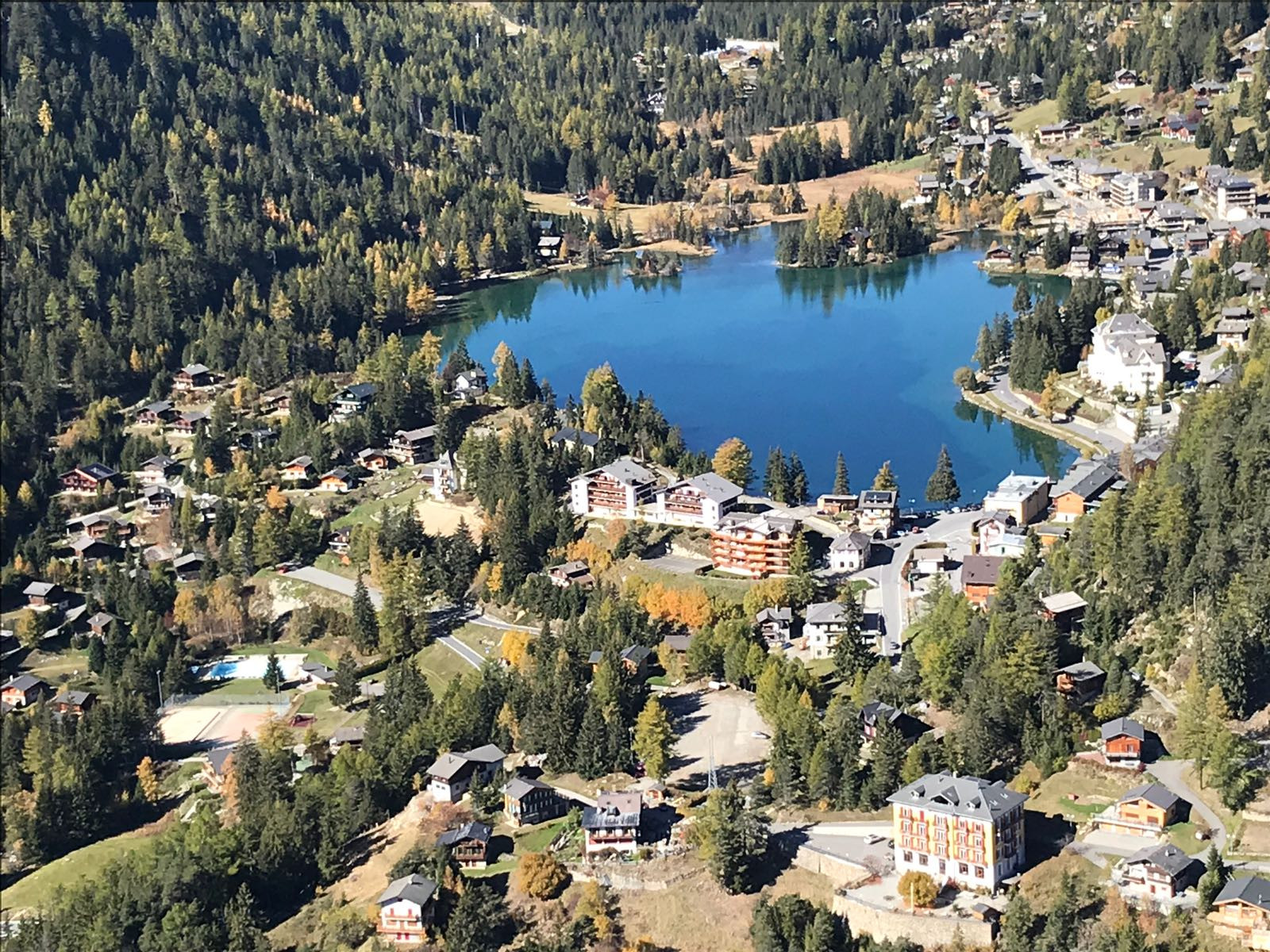 Région | Dévouvrez Champex-Lac, le petit canada