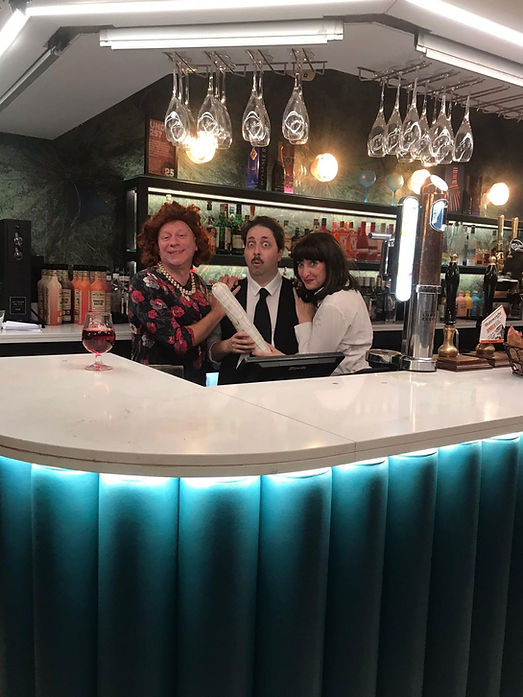 Comedy Dinner Experiences | Parody Comedy Dinner Shows