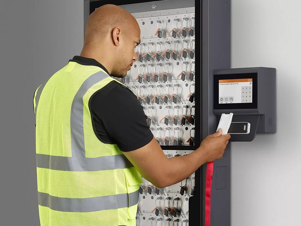 Electronic Key Management System in Dubai – Secured by KeenTeQ