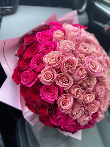 100 PREMIUM Roses Ligth pink, Hot Pink and Red to enhance beauty ...