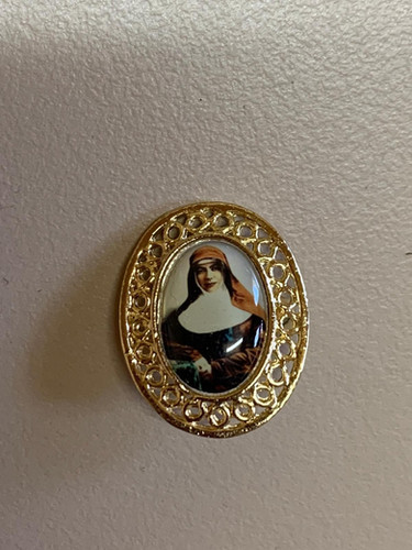 GIRLS St Mary MacKillop Badge | SMMC UNIFORM SHOP