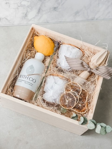 Lavender Lemon Spritz Gift Box | boxandbow