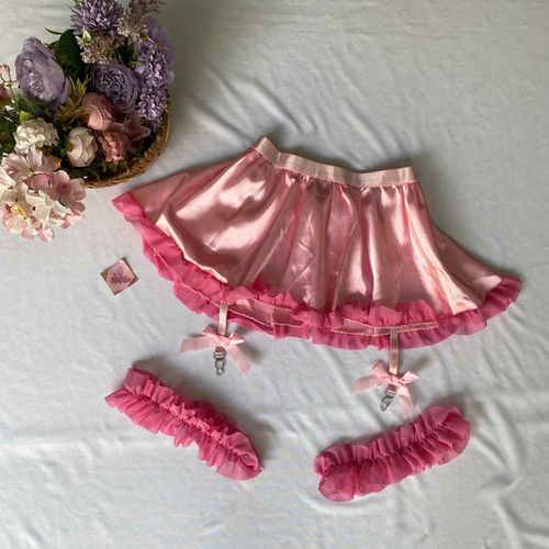 satin garter set | sugababythrift