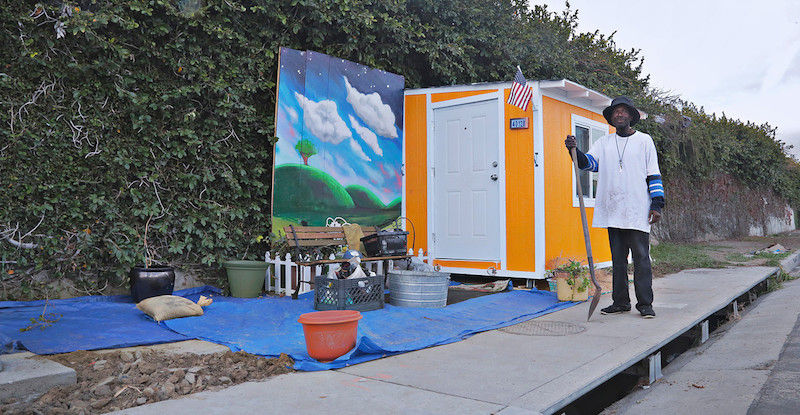 Artist Research: Skid Robot (The Living Art Project)