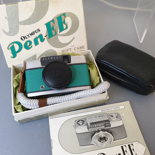 Olympus PEN EE 35mm Half-Frame compact camera | https://static ...