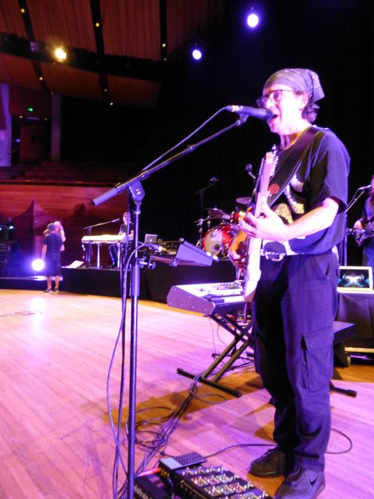 DR HOOK© Starring Dennis Locorriere | World Tour Press Release