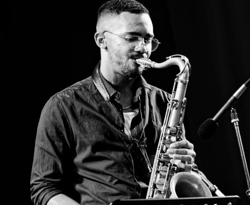 About Darius | darius-blair-saxofon