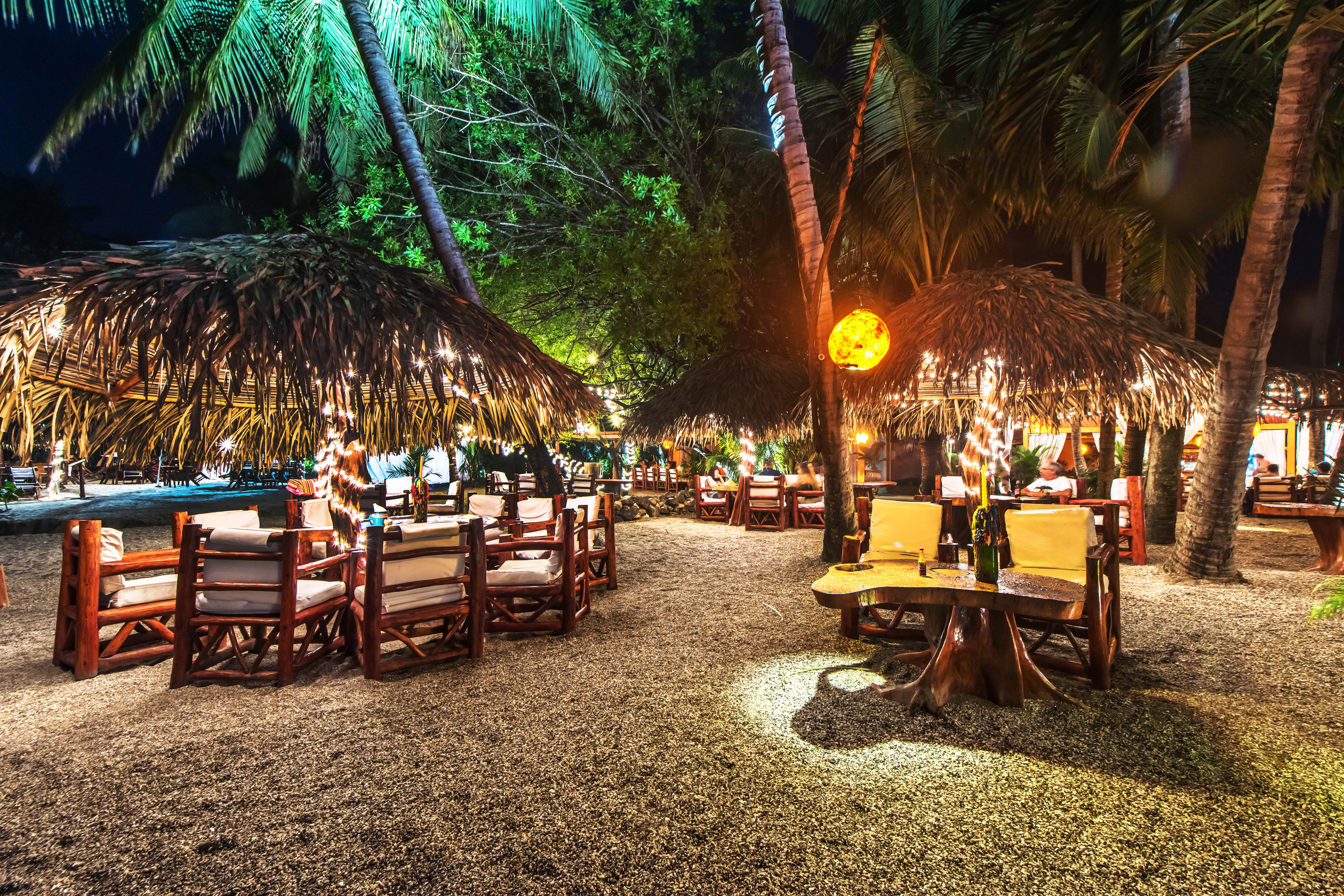 Restaurant Pizzeria Beach Bar | Samara Costa Rica | Locandasamarabeach