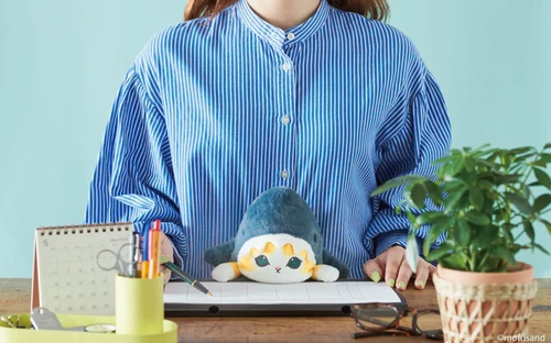 Posture Pal Mofusand Shark Meow | MOOII Australia