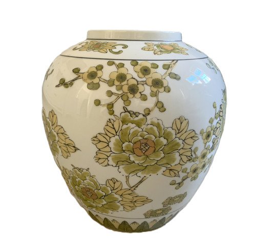 gold amari vase | lair design