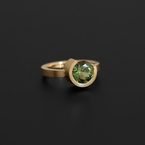 3.1ct Australian Parti Sapphire - Intermittent Ring | rhysjewellery