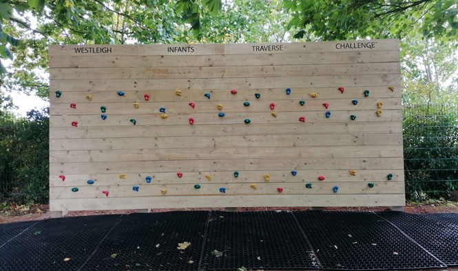 Traverse Walls for Schools | Signet Play | Clevedon, UK
