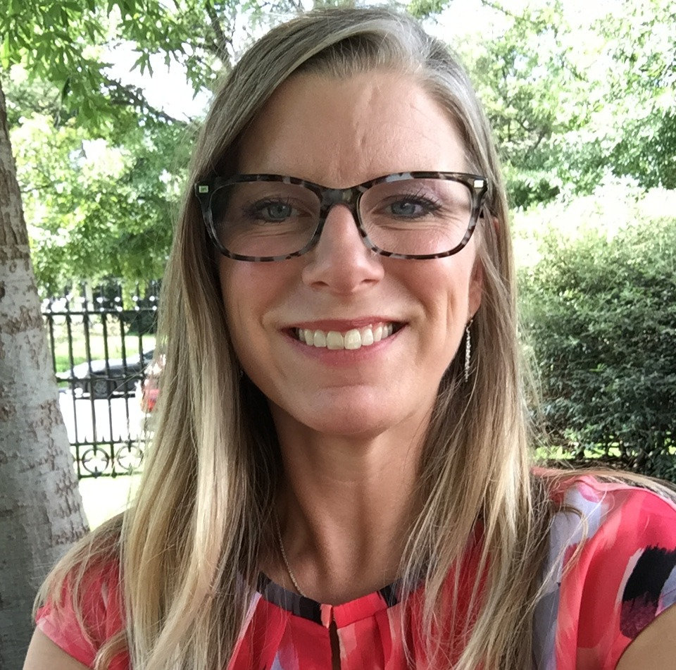 Exclusive Interview With Aimee Clark ‒ Wellness Coach, Giggle More Wellness