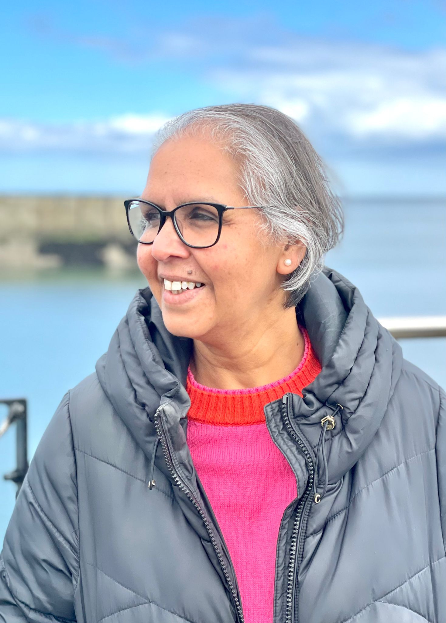 Nasim Akhtar - artist at the EDAN Gallery