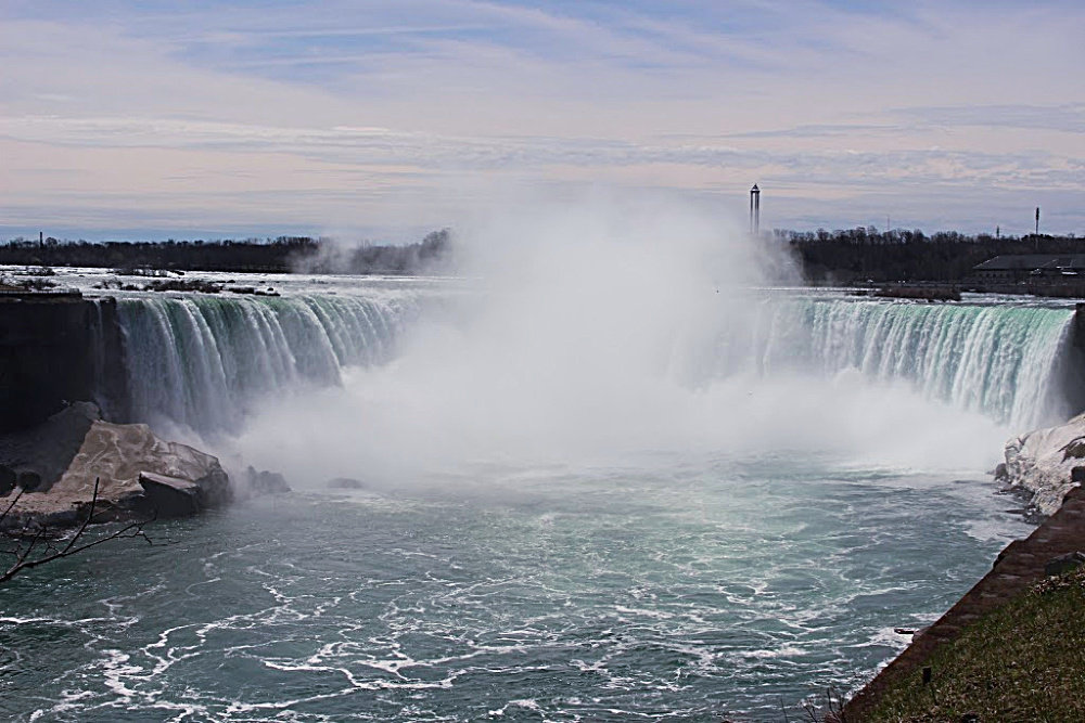 Around the World: kc dyer at Niagara Falls