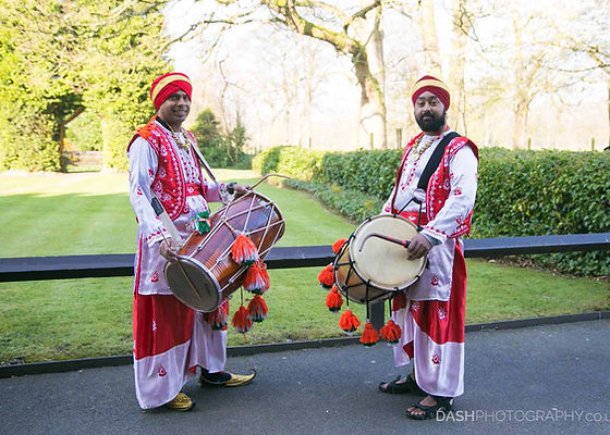 dhol players