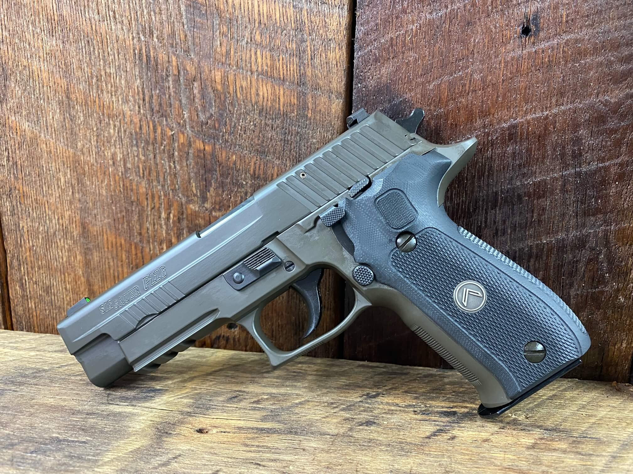 Sig Sauer P226 Legion