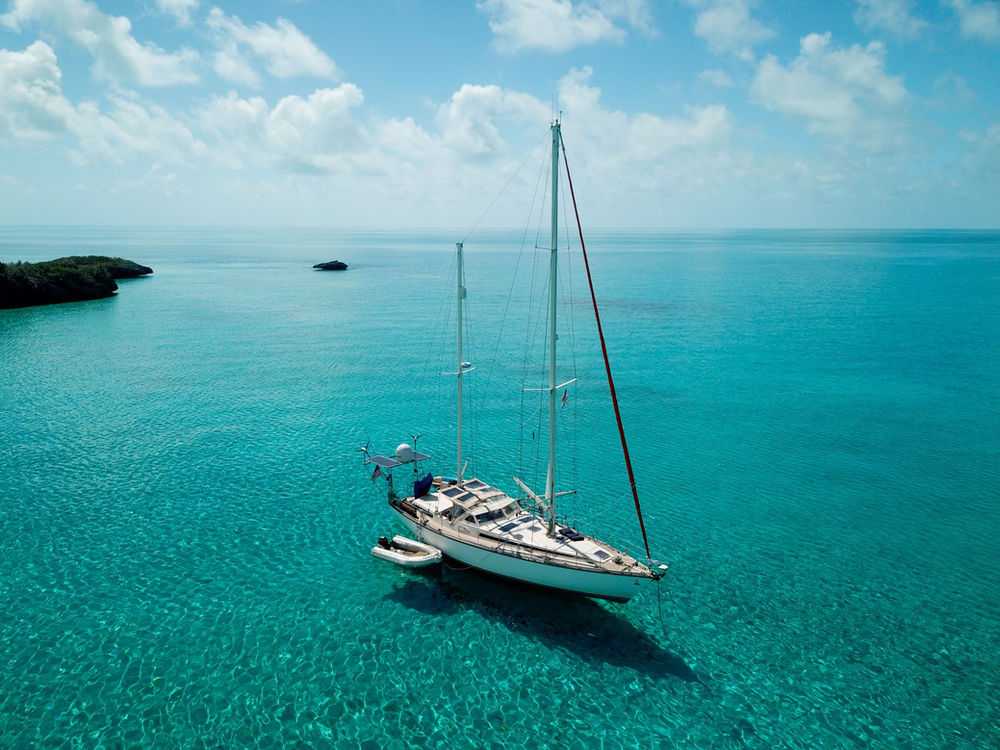 SV Delos goes solar with SunPower