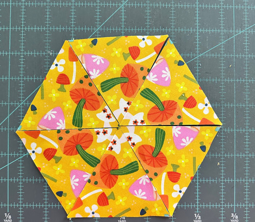 Design Your Own One Block Wonder Table Runner | Words & Stitches