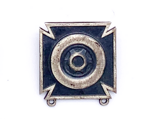 Uncommon Expert Driver Badge, Sterling | Foxhole Militaria