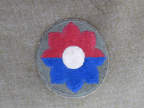 U.S. 9th Infantry Division Insignia, WWII | Foxhole Militaria