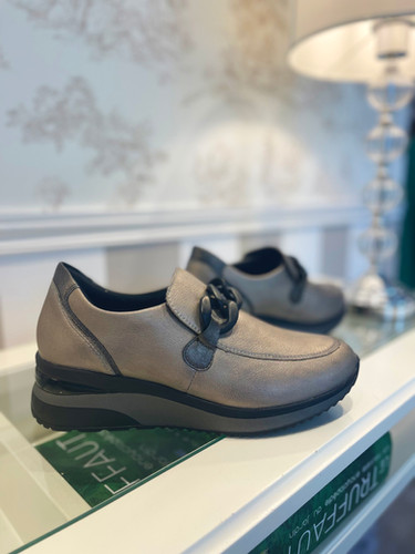 D2412-91, Remonte | Lecomptoirdusoulier.com