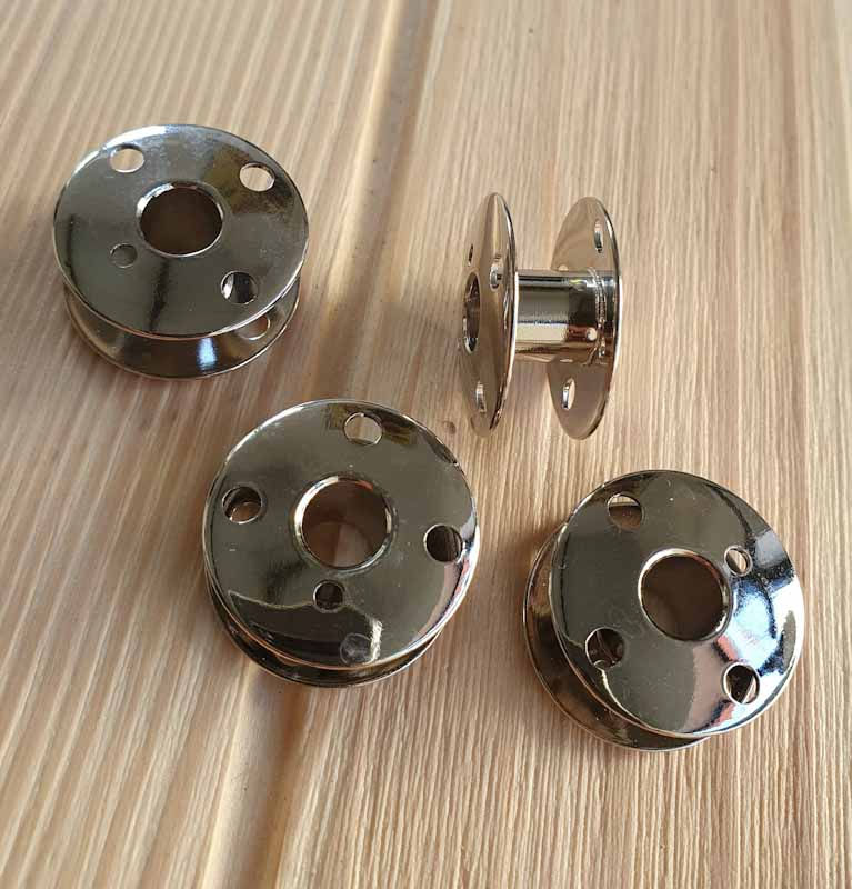 4 canettes SINGER 327K-328K | A l'atelier