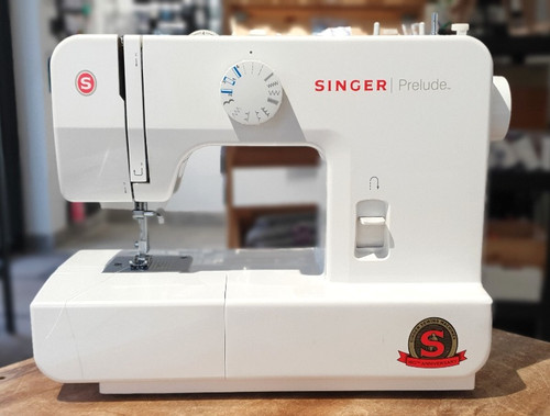 SINGER Prelude 1408 | A l'atelier