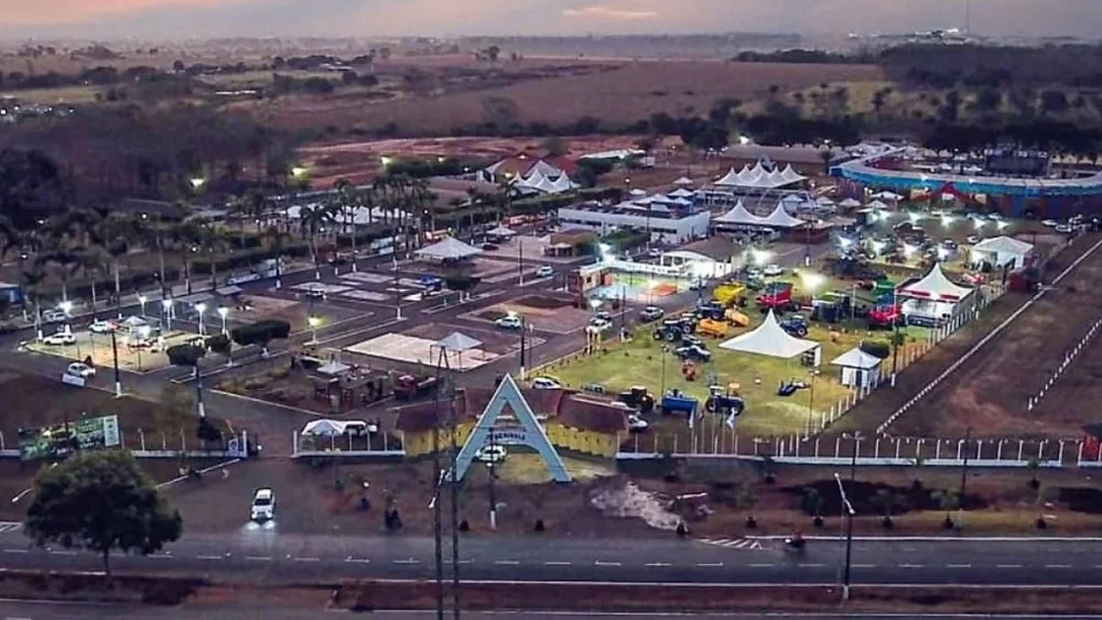 Juara recebe a 1ª Arinos Show Agro e mira nova fase agrícola no Vale do ...